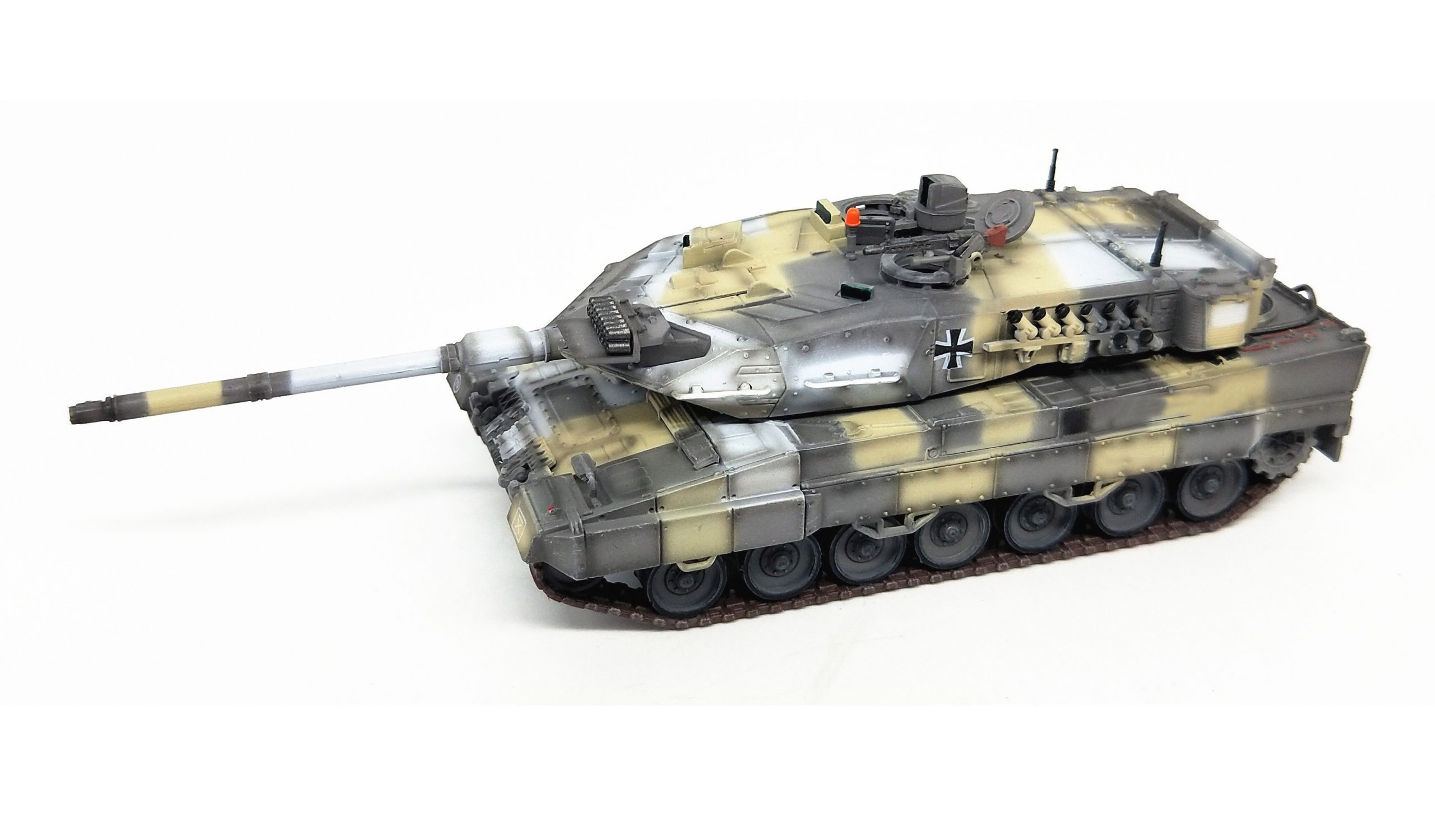 1:72 German L2A7 Main Battle Tank Model Urban Paint Simulation ...